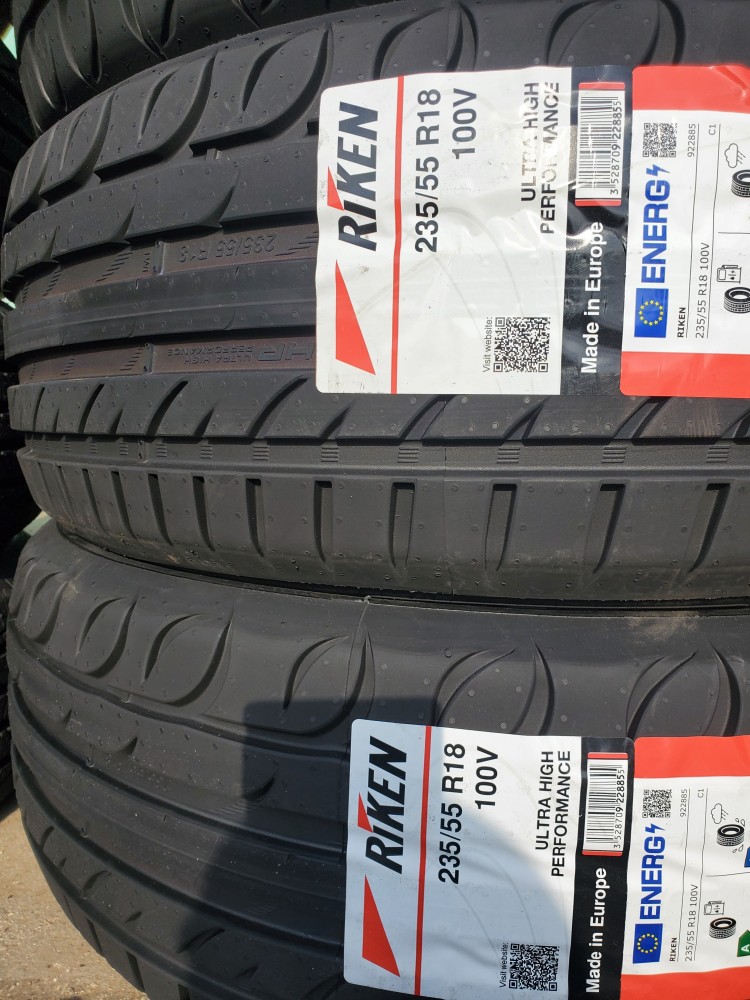 Riken 235\55\18 Ultra high performance 100v